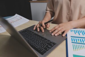 How Can I Maximize My Mid-Year Tax Deductions?